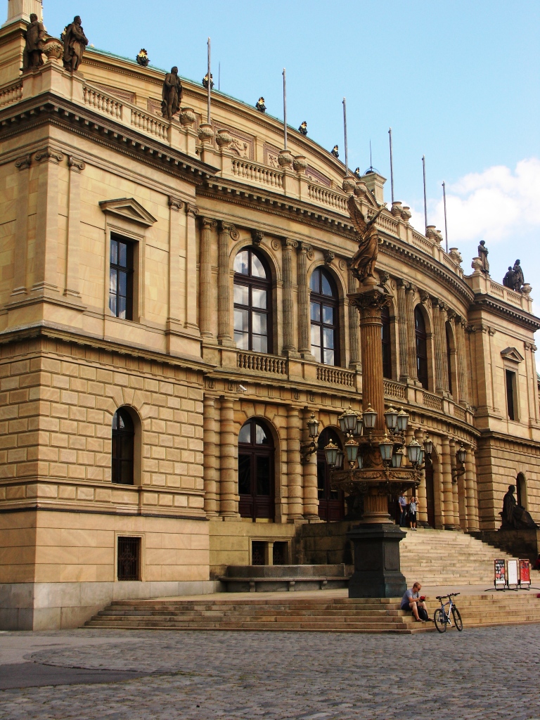Rudolfinum – restoration of the roof balustrade, Prague – Old Town ...